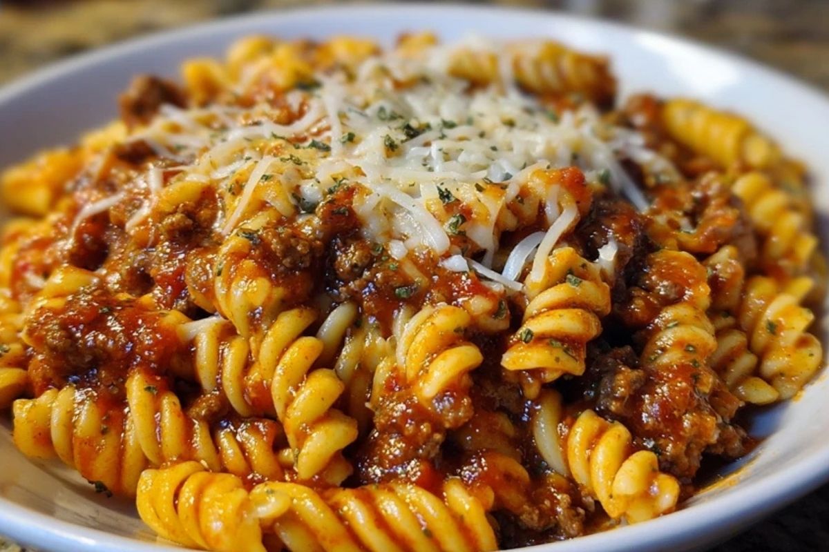 Cheesy Velveeta Rotini with Italian Beef Marinara